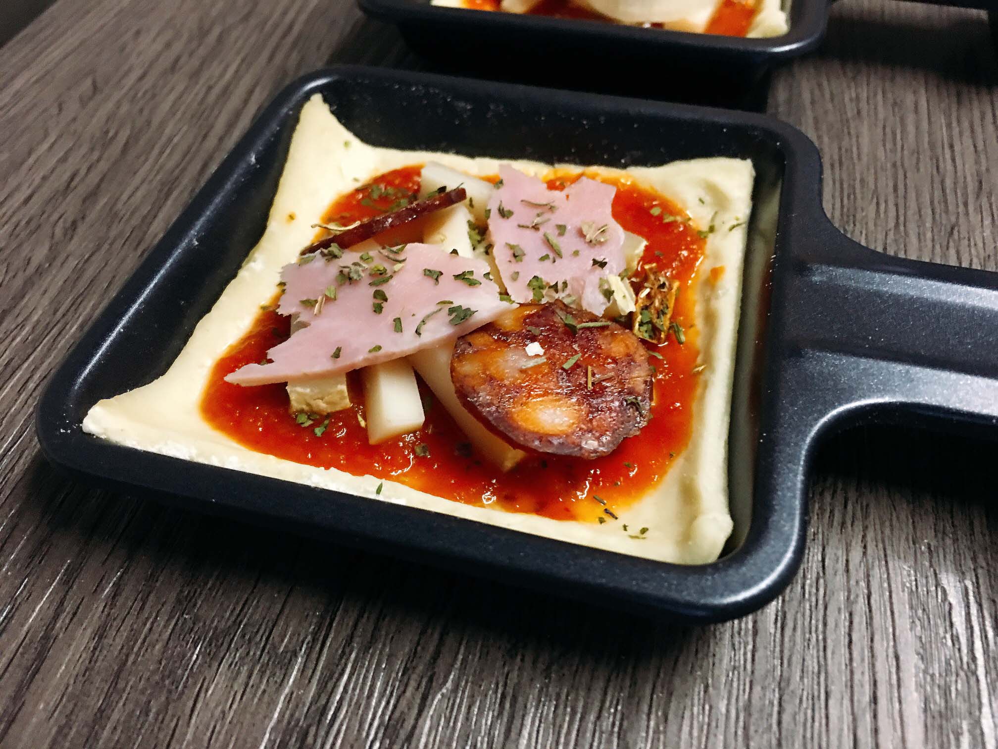 Raclette Pizza Pfännchen | Rezept | Chilirezept.de