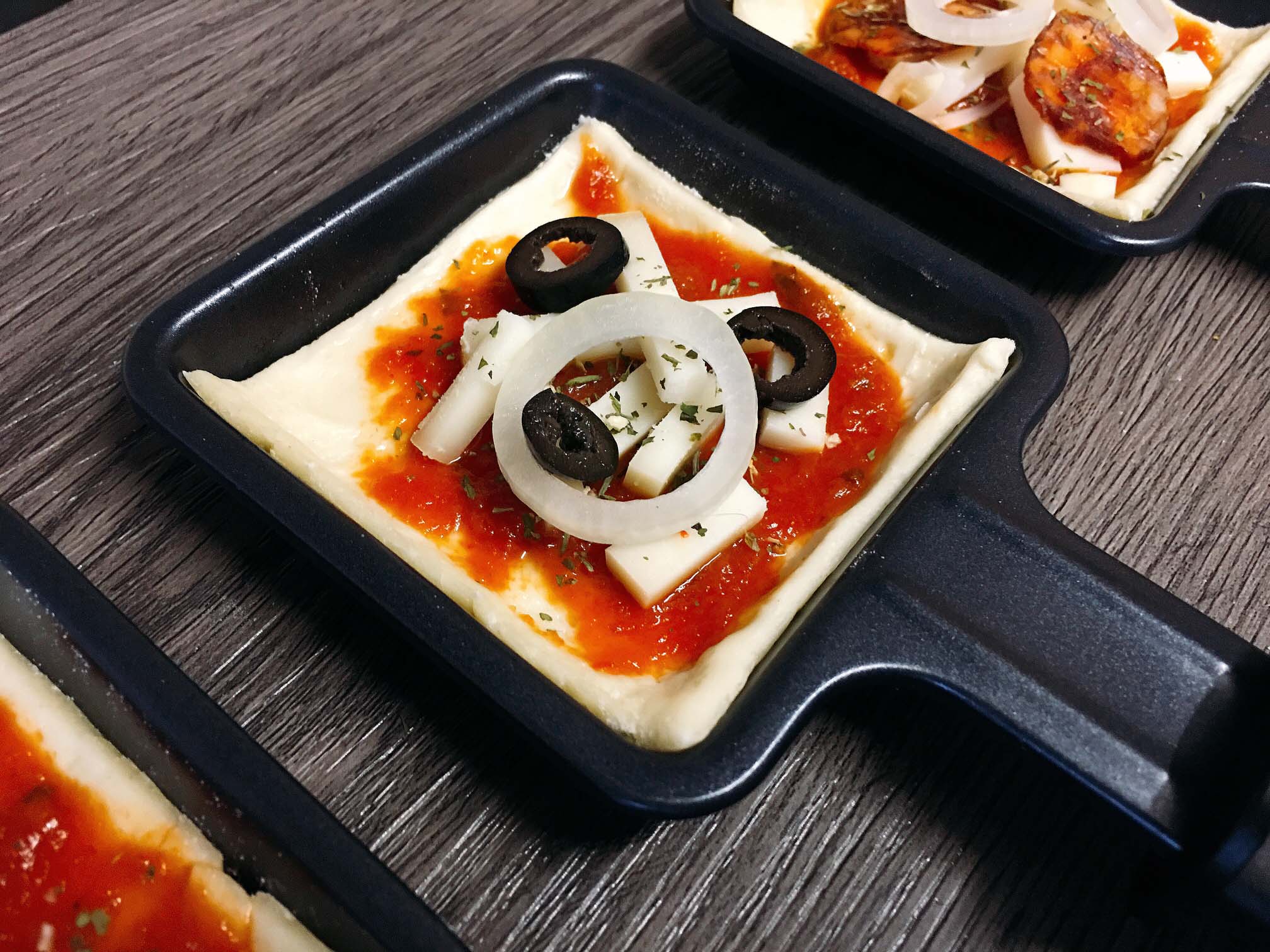 Raclette Pizza Pfännchen | Rezept | Chilirezept.de